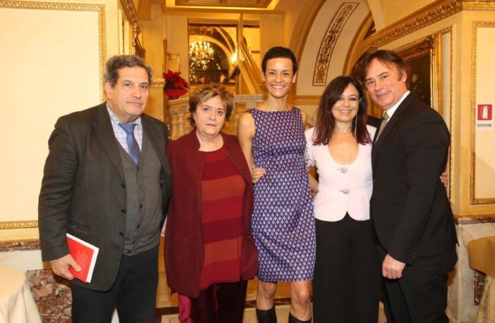 Presentato a Roma il libro di Nadège: top model e icona della moda ...